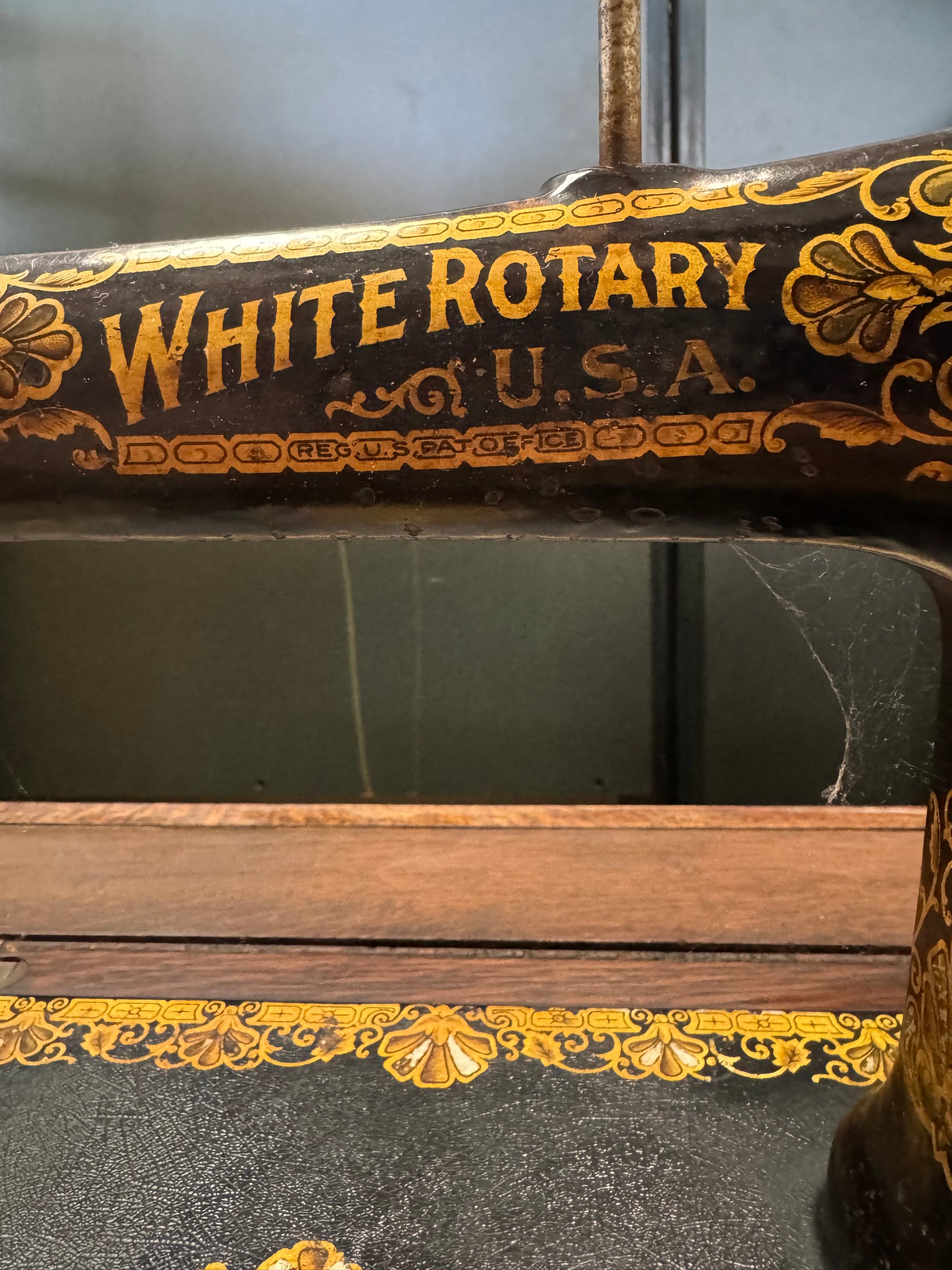 White Brand Treadle Sewing Machine with Table – Two Girls Treasure